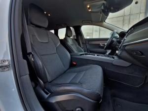 White Volvo V90 2020 in Riga, with an engine capacity of 2.00 L and mileage of 84 thousand km for 35695 €, photo 16 on AUTOMOTO.COM.LV