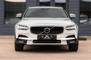 Balts Volvo V90 2020 Jelgava, ar dzinēja tilpumu 2.00 L un nobraukumu 200 tūkst. km par 21750 €, foto 6 vietnē AUTOMOTO.COM.LV