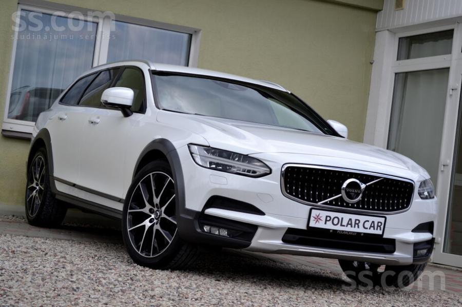 Balts Volvo V90 2020 Tukums, ar dzinēja tilpumu 2.00 L un nobraukumu 247 tūkst. km par 23490 €, foto 3 vietnē AUTOMOTO.COM.LV