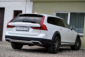 Balts Volvo V90 2020 Tukums, ar dzinēja tilpumu 2.00 L un nobraukumu 247 tūkst. km par 23490 €, foto 4 vietnē AUTOMOTO.COM.LV