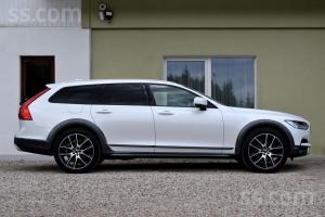 Balts Volvo V90 2020 Tukums, ar dzinēja tilpumu 2.00 L un nobraukumu 247 tūkst. km par 23490 €, foto 12 vietnē AUTOMOTO.COM.LV