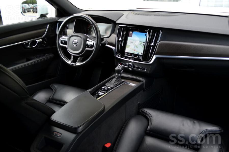 Balts Volvo V90 2020 Tukums, ar dzinēja tilpumu 2.00 L un nobraukumu 247 tūkst. km par 23490 €, foto 13 vietnē AUTOMOTO.COM.LV