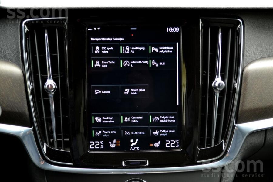 Balts Volvo V90 2020 Tukums, ar dzinēja tilpumu 2.00 L un nobraukumu 247 tūkst. km par 23490 €, foto 18 vietnē AUTOMOTO.COM.LV