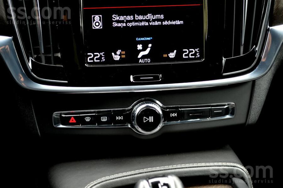Balts Volvo V90 2020 Tukums, ar dzinēja tilpumu 2.00 L un nobraukumu 247 tūkst. km par 23490 €, foto 21 vietnē AUTOMOTO.COM.LV
