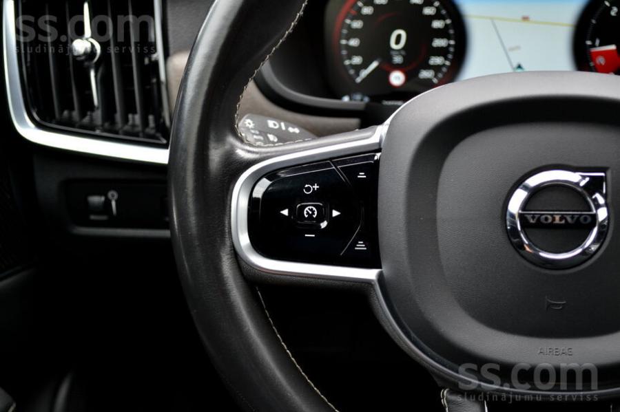 Balts Volvo V90 2020 Tukums, ar dzinēja tilpumu 2.00 L un nobraukumu 247 tūkst. km par 23490 €, foto 26 vietnē AUTOMOTO.COM.LV
