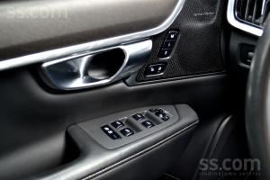 Balts Volvo V90 2020 Tukums, ar dzinēja tilpumu 2.00 L un nobraukumu 247 tūkst. km par 23490 €, foto 27 vietnē AUTOMOTO.COM.LV