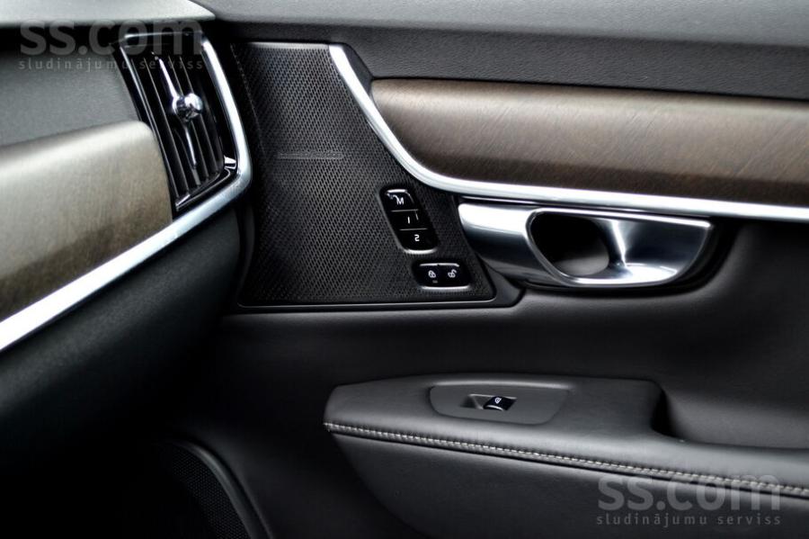 Balts Volvo V90 2020 Tukums, ar dzinēja tilpumu 2.00 L un nobraukumu 247 tūkst. km par 23490 €, foto 28 vietnē AUTOMOTO.COM.LV