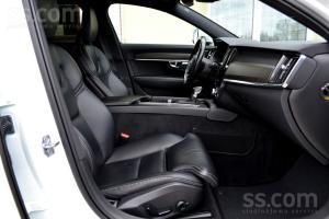 Balts Volvo V90 2020 Tukums, ar dzinēja tilpumu 2.00 L un nobraukumu 247 tūkst. km par 23490 €, foto 29 vietnē AUTOMOTO.COM.LV