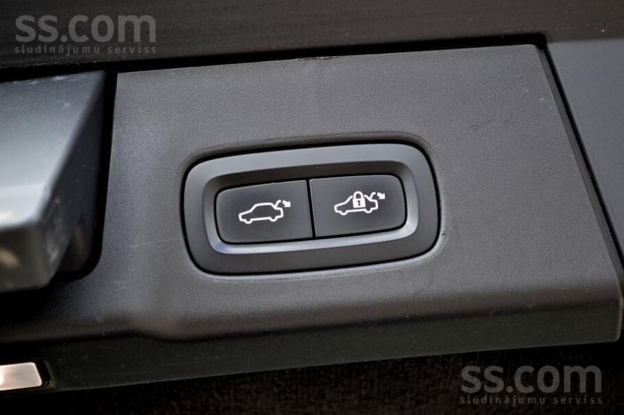 Balts Volvo V90 2020 Tukums, ar dzinēja tilpumu 2.00 L un nobraukumu 247 tūkst. km par 23490 €, foto 35 vietnē AUTOMOTO.COM.LV