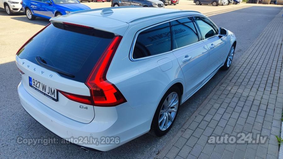 Balts Volvo V90 2020 Tartu, ar dzinēja tilpumu 2.00 L un nobraukumu 150 tūkst. km par 20990 €, foto 5 vietnē AUTOMOTO.COM.LV