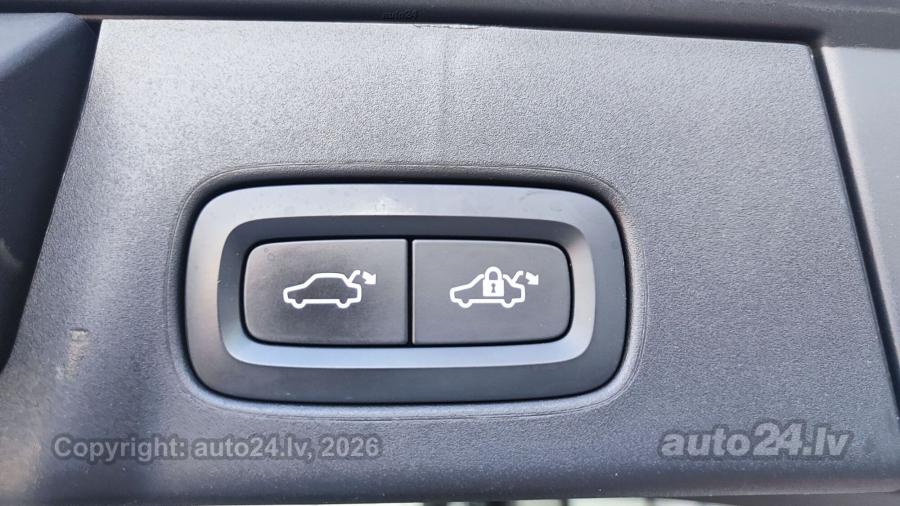 Balts Volvo V90 2020 Tartu, ar dzinēja tilpumu 2.00 L un nobraukumu 150 tūkst. km par 20990 €, foto 8 vietnē AUTOMOTO.COM.LV