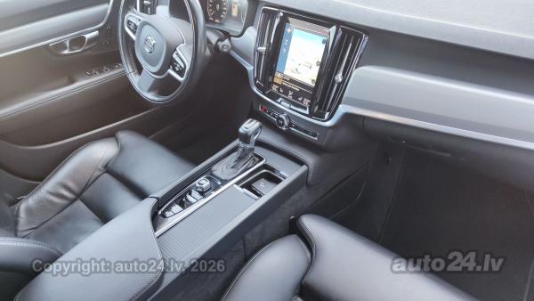 Белый Вольво В90 2020 в Тарту, объемом двигателя 2.00 л и пробегом 150 тыс. км за 20990 €, фото 10 на AUTOMOTO.COM.LV
