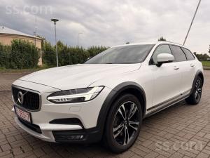 Balts Volvo V90 2020 Ventspils, ar dzinēja tilpumu 2.00 L un nobraukumu 325 tūkst. km par 17850 €, foto 3 vietnē AUTOMOTO.COM.LV