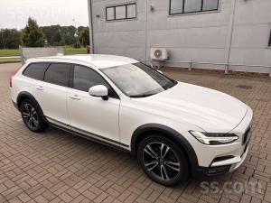 Balts Volvo V90 2020 Ventspils, ar dzinēja tilpumu 2.00 L un nobraukumu 325 tūkst. km par 17850 €, foto 7 vietnē AUTOMOTO.COM.LV