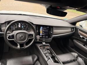 Balts Volvo V90 2020 Ventspils, ar dzinēja tilpumu 2.00 L un nobraukumu 325 tūkst. km par 17850 €, foto 15 vietnē AUTOMOTO.COM.LV