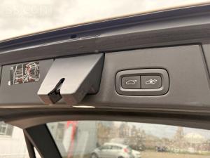 Balts Volvo V90 2020 Ventspils, ar dzinēja tilpumu 2.00 L un nobraukumu 325 tūkst. km par 17850 €, foto 24 vietnē AUTOMOTO.COM.LV