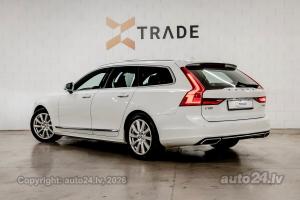 Balts Volvo V90 2020 Pērnava, ar dzinēja tilpumu 2.00 L un nobraukumu 133 tūkst. km par 27490 €, foto 7 vietnē AUTOMOTO.COM.LV