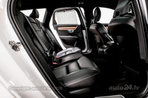 Balts Volvo V90 2020 Pērnava, ar dzinēja tilpumu 2.00 L un nobraukumu 133 tūkst. km par 27490 €, foto 14 vietnē AUTOMOTO.COM.LV