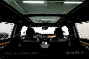 Balts Volvo V90 2020 Pērnava, ar dzinēja tilpumu 2.00 L un nobraukumu 133 tūkst. km par 27490 €, foto 17 vietnē AUTOMOTO.COM.LV
