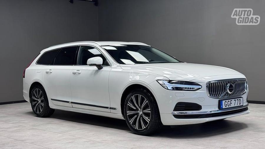 White Volvo V90 2021 in Kaunas, with an engine capacity of 0.00 L and mileage of 92 thousand km for 34226 €, photo 16 on AUTOMOTO.COM.LV