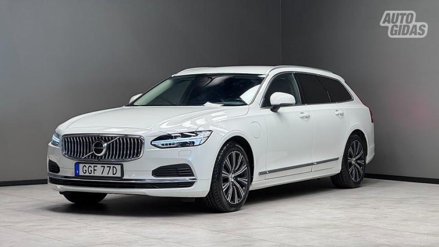 White Volvo V90 2021 in Kaunas, with an engine capacity of 0.00 L and mileage of 92 thousand km for 34226 €, photo 19 on AUTOMOTO.COM.LV