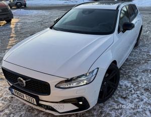 Balts Volvo V90 2021 Tallina, ar dzinēja tilpumu 0.00 L un nobraukumu 113 tūkst. km par 31900 €, foto  vietnē AUTOMOTO.COM.LV