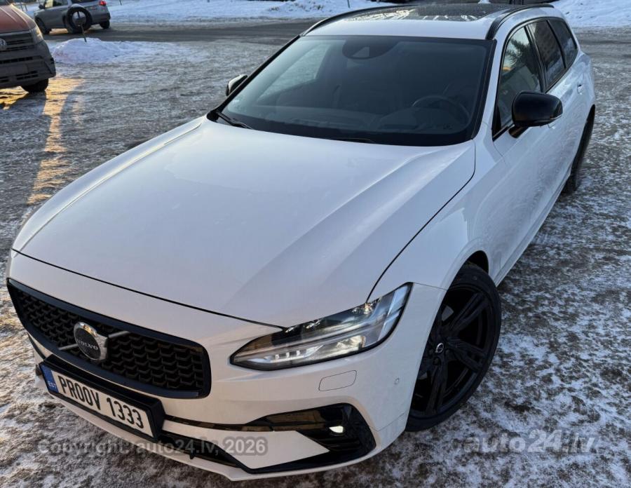 Balts Volvo V90 2021 Tallina, ar dzinēja tilpumu 0.00 L un nobraukumu 113 tūkst. km par 31900 €, foto 1 vietnē AUTOMOTO.COM.LV