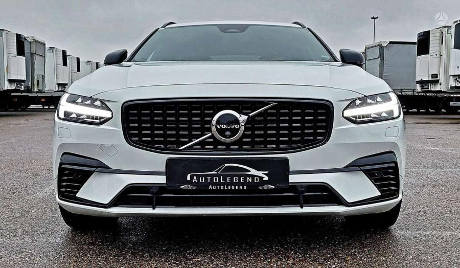 Balts Volvo V90 2021 Viļņa, ar dzinēja tilpumu 1.97 L un nobraukumu 235 tūkst. km par 23990 €, foto 15 vietnē AUTOMOTO.COM.LV