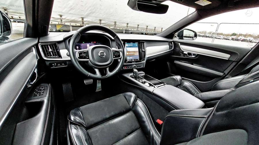 Balts Volvo V90 2021 Viļņa, ar dzinēja tilpumu 1.97 L un nobraukumu 235 tūkst. km par 23990 €, foto 25 vietnē AUTOMOTO.COM.LV