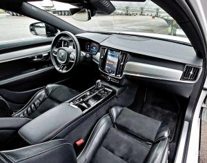 Balts Volvo V90 2021 Viļņa, ar dzinēja tilpumu 1.97 L un nobraukumu 235 tūkst. km par 23990 €, foto 27 vietnē AUTOMOTO.COM.LV