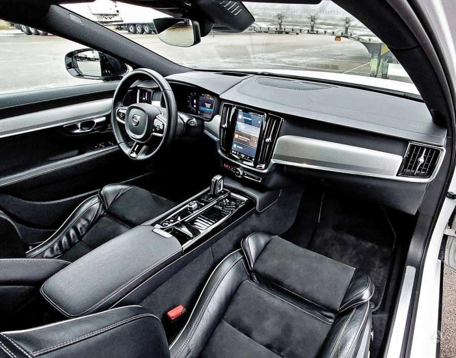 Balts Volvo V90 2021 Viļņa, ar dzinēja tilpumu 1.97 L un nobraukumu 235 tūkst. km par 23990 €, foto 27 vietnē AUTOMOTO.COM.LV