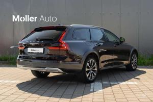 Balts Volvo V90 2021 Viļņa, ar dzinēja tilpumu 2.00 L un nobraukumu 85 tūkst. km par 35300 €, foto 7 vietnē AUTOMOTO.COM.LV