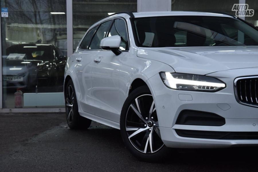 Balts Volvo V90 2022 Kauņa, ar dzinēja tilpumu 0.00 L un nobraukumu 83 tūkst. km par 35611 €, foto 4 vietnē AUTOMOTO.COM.LV