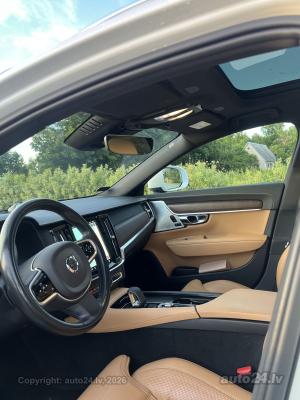Balts Volvo V90 2022 Tallina, ar dzinēja tilpumu 2.00 L un nobraukumu 79 tūkst. km par 39000 €, foto 13 vietnē AUTOMOTO.COM.LV