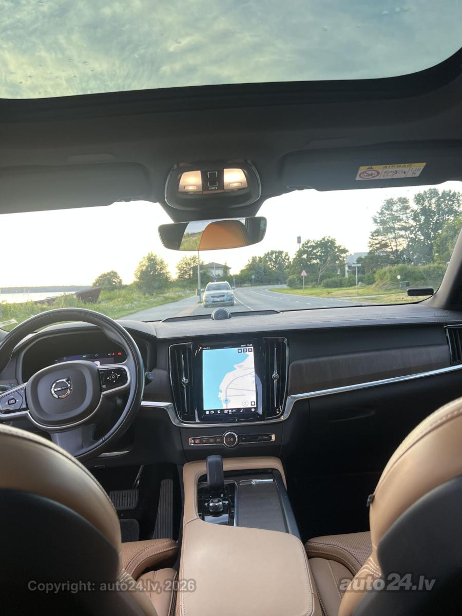 Balts Volvo V90 2022 Tallina, ar dzinēja tilpumu 2.00 L un nobraukumu 79 tūkst. km par 39000 €, foto 16 vietnē AUTOMOTO.COM.LV