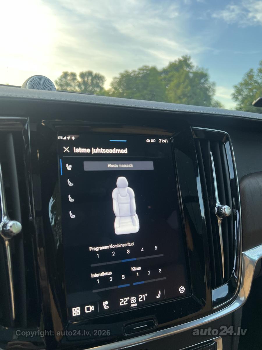 Balts Volvo V90 2022 Tallina, ar dzinēja tilpumu 2.00 L un nobraukumu 79 tūkst. km par 39000 €, foto 19 vietnē AUTOMOTO.COM.LV