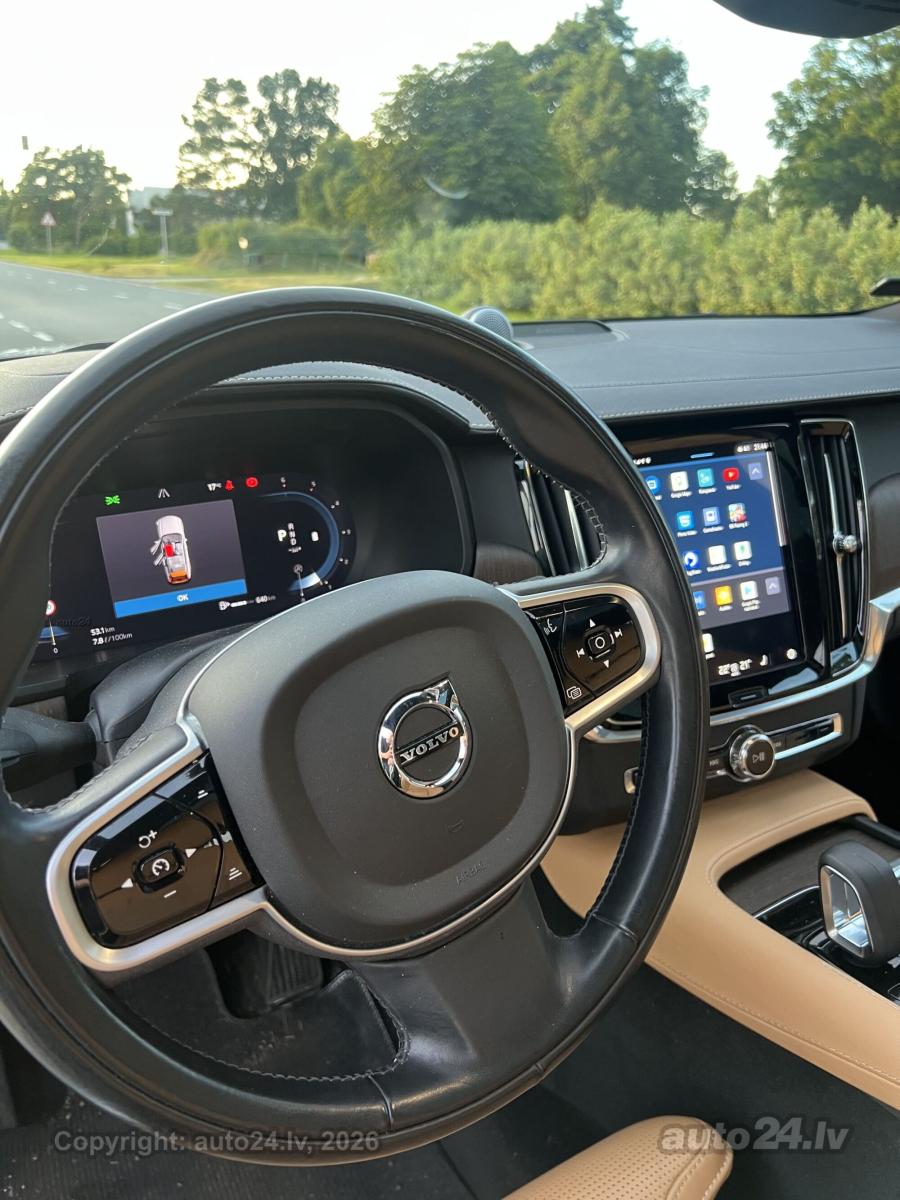 Balts Volvo V90 2022 Tallina, ar dzinēja tilpumu 2.00 L un nobraukumu 79 tūkst. km par 39000 €, foto 22 vietnē AUTOMOTO.COM.LV