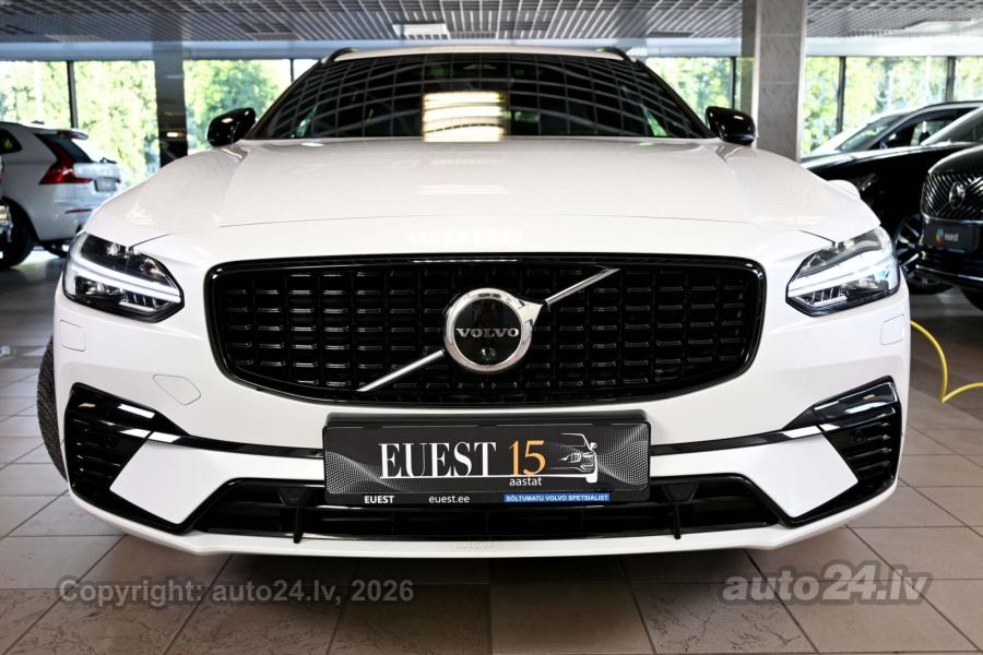 Balts Volvo V90 2022 Tallina, ar dzinēja tilpumu 2.00 L un nobraukumu 80 tūkst. km par 39880 €, foto 6 vietnē AUTOMOTO.COM.LV
