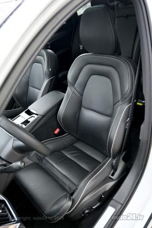 Balts Volvo V90 2022 Tallina, ar dzinēja tilpumu 2.00 L un nobraukumu 80 tūkst. km par 39880 €, foto 10 vietnē AUTOMOTO.COM.LV
