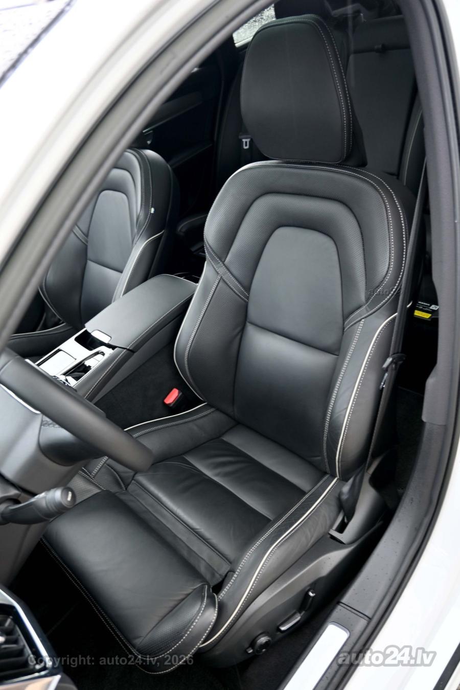 Balts Volvo V90 2022 Tallina, ar dzinēja tilpumu 2.00 L un nobraukumu 80 tūkst. km par 39880 €, foto 10 vietnē AUTOMOTO.COM.LV