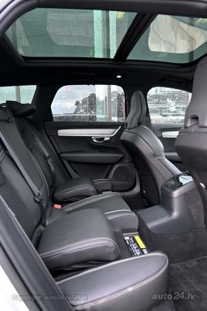 Balts Volvo V90 2022 Tallina, ar dzinēja tilpumu 2.00 L un nobraukumu 80 tūkst. km par 39880 €, foto 12 vietnē AUTOMOTO.COM.LV