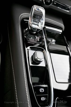 Balts Volvo V90 2022 Tallina, ar dzinēja tilpumu 2.00 L un nobraukumu 80 tūkst. km par 39880 €, foto 19 vietnē AUTOMOTO.COM.LV