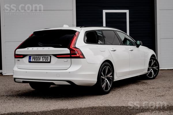 Balts Volvo V90 2022 Tallina, ar dzinēja tilpumu 2.00 L un nobraukumu 57 tūkst. km par 34900 €, foto 9 vietnē AUTOMOTO.COM.LV