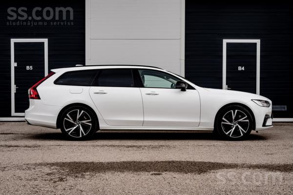 Balts Volvo V90 2022 Tallina, ar dzinēja tilpumu 2.00 L un nobraukumu 57 tūkst. km par 34900 €, foto 11 vietnē AUTOMOTO.COM.LV