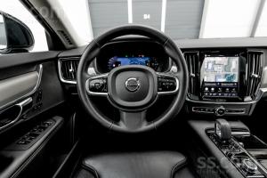 White Volvo V90 2022 in Tallinn, with an engine capacity of 2.00 L and mileage of 57 thousand km for 34900 €, photo 14 on AUTOMOTO.COM.LV