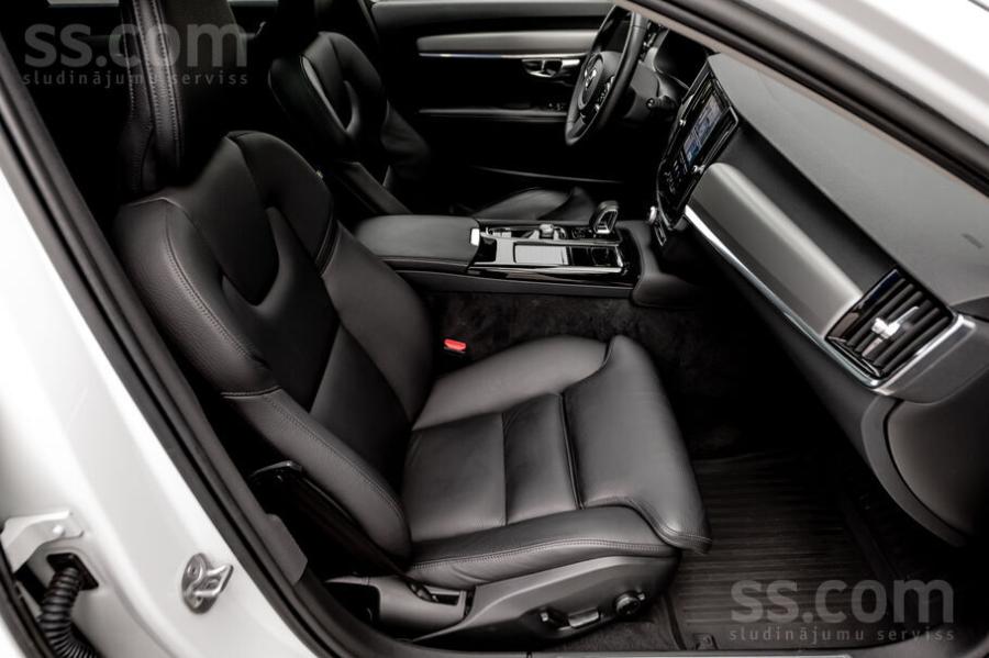 White Volvo V90 2022 in Tallinn, with an engine capacity of 2.00 L and mileage of 57 thousand km for 34900 €, photo 16 on AUTOMOTO.COM.LV