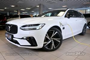 White Volvo V90 2023 in Tallinn, with an engine capacity of 2.00 L and mileage of 54 thousand km for 41990 €, photo 5 on AUTOMOTO.COM.LV