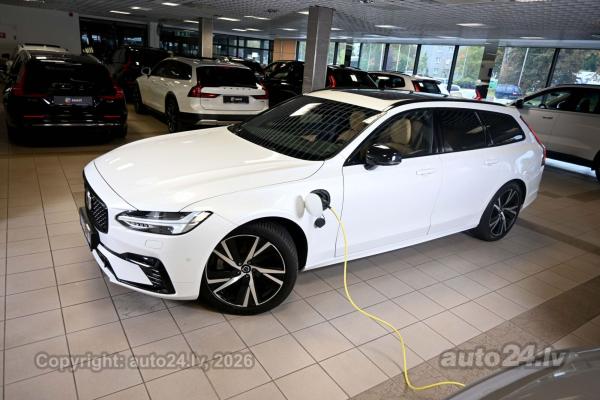 Volvo V90 2023 Tallina vietnē Balts Volvo V90 2023 Tallina, ar dzinēja tilpumu 2.00 L un nobraukumu 54 tūkst. km par 41990 €, foto 7 vietnē AUTOMOTO.COM.LV