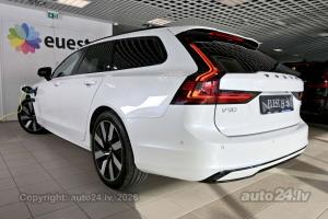 Balts Volvo V90 2025 Tallina, ar dzinēja tilpumu 2.00 L un nobraukumu 20 tūkst. km par 52990 €, foto  vietnē AUTOMOTO.COM.LV