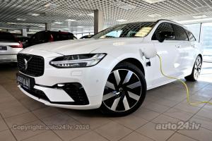 Balts Volvo V90 2025 Tallina, ar dzinēja tilpumu 2.00 L un nobraukumu 20 tūkst. km par 52990 €, foto 5 vietnē AUTOMOTO.COM.LV